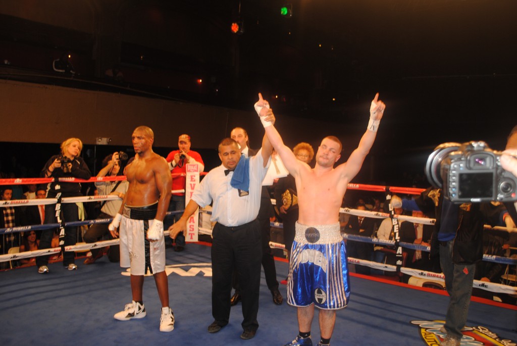 Will Rosinsky Wins in The Wrong Weight Class - REAL COMBAT MEDIA